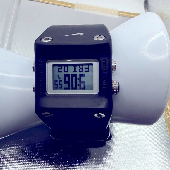 Nike | Accessories | Rare Nike Mettle Chisel Y2k Digital Watch Black ...